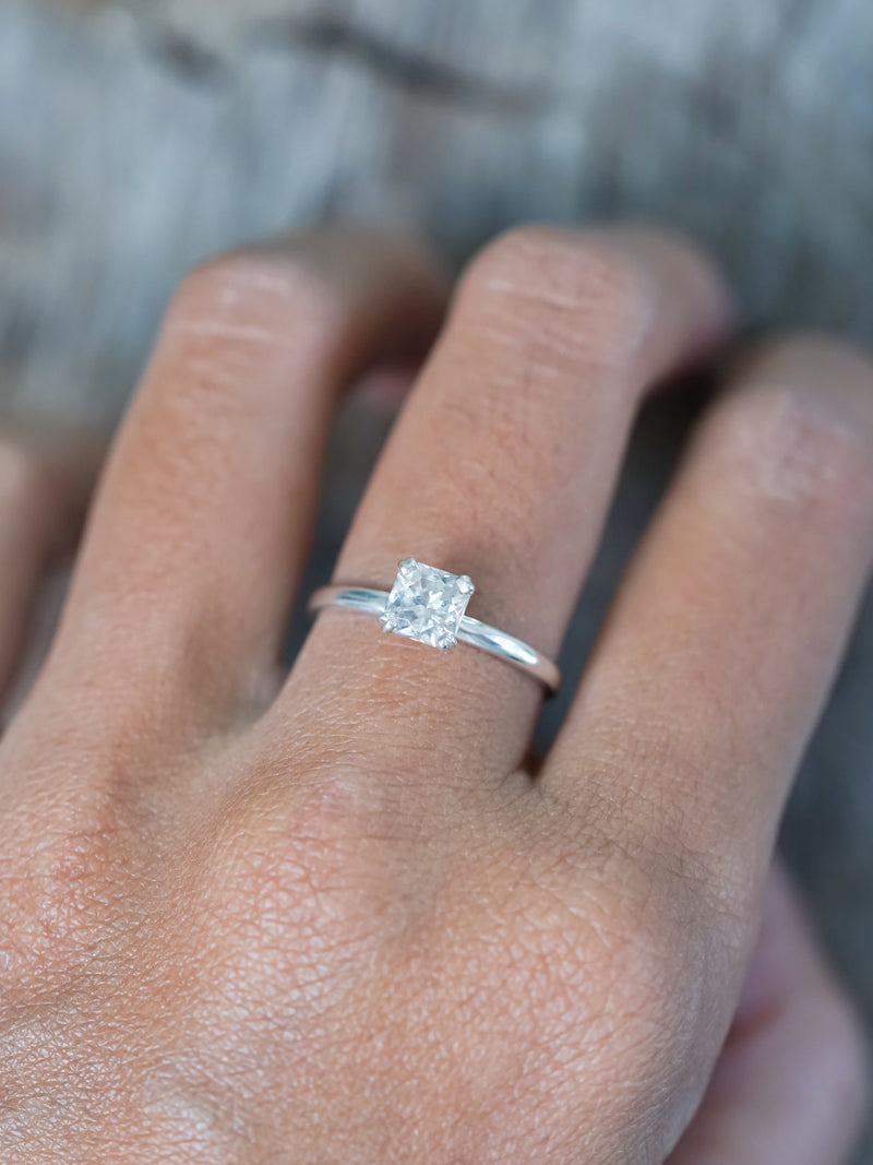 Split Prong Zircon Ring - Gardens of the Sun | Ethical Jewelry