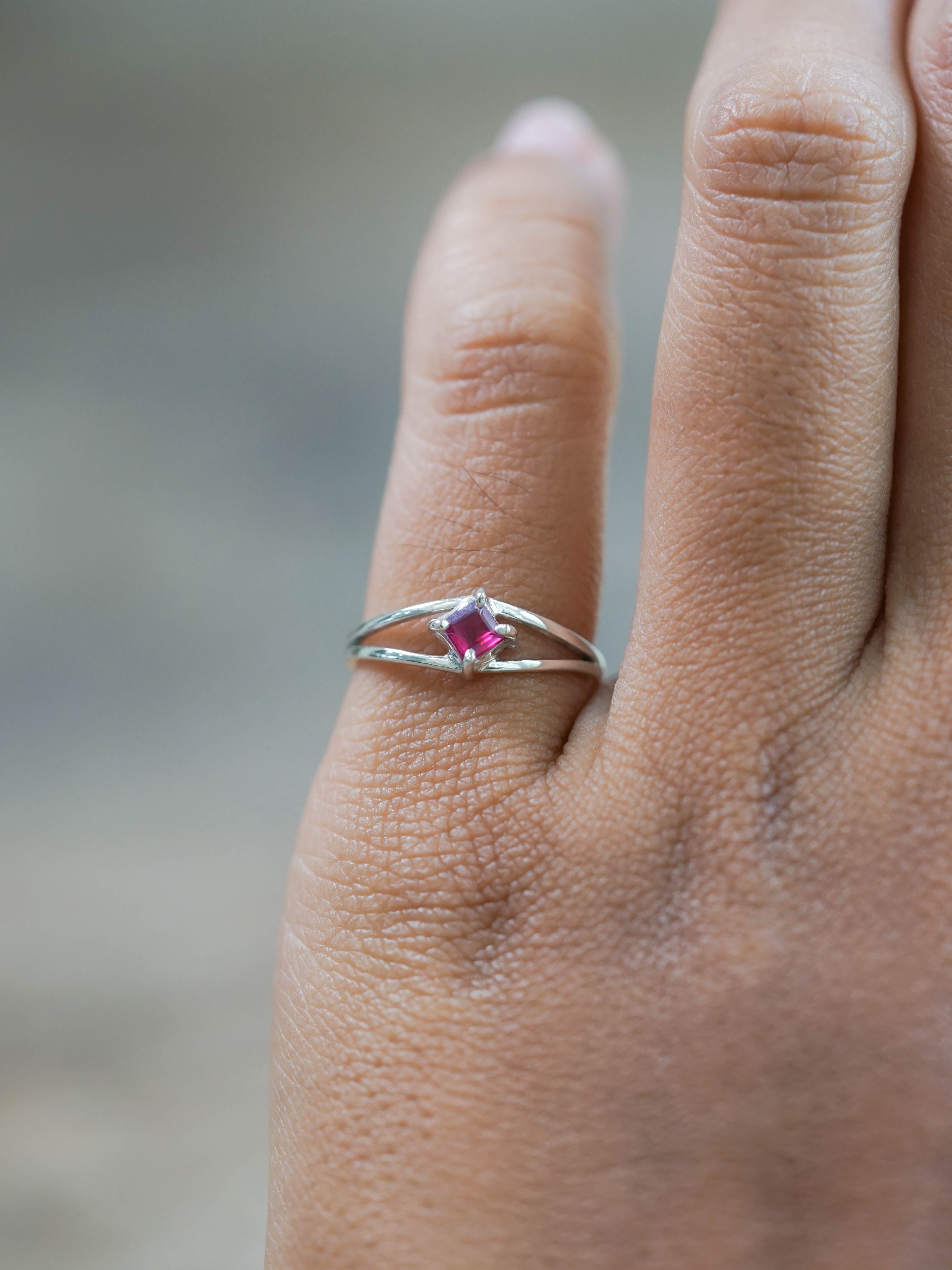 silver ruby ring