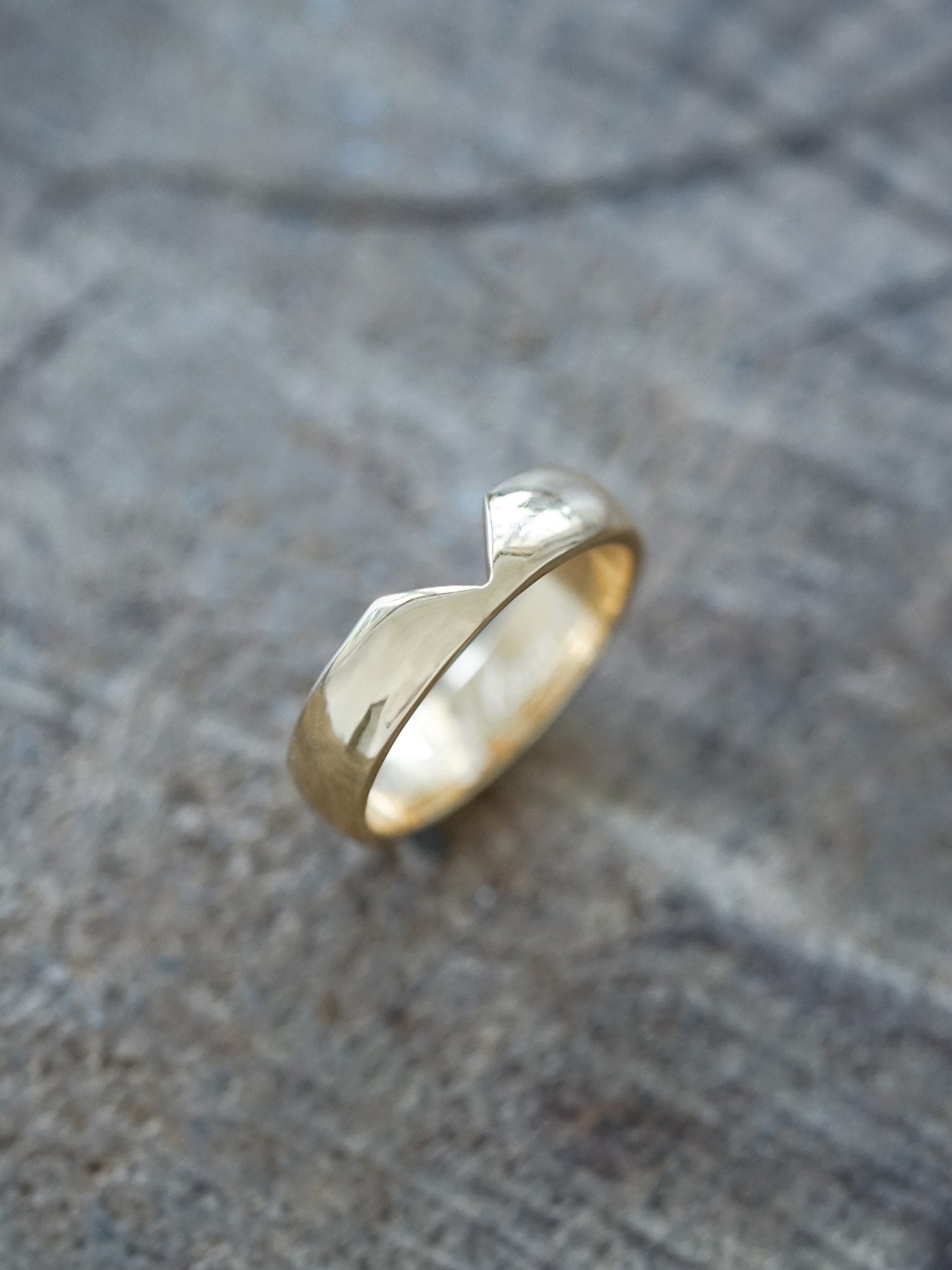Custom Cut-out Wedding Ring in Gold - Gardens of the Sun | Ethical Jewelry