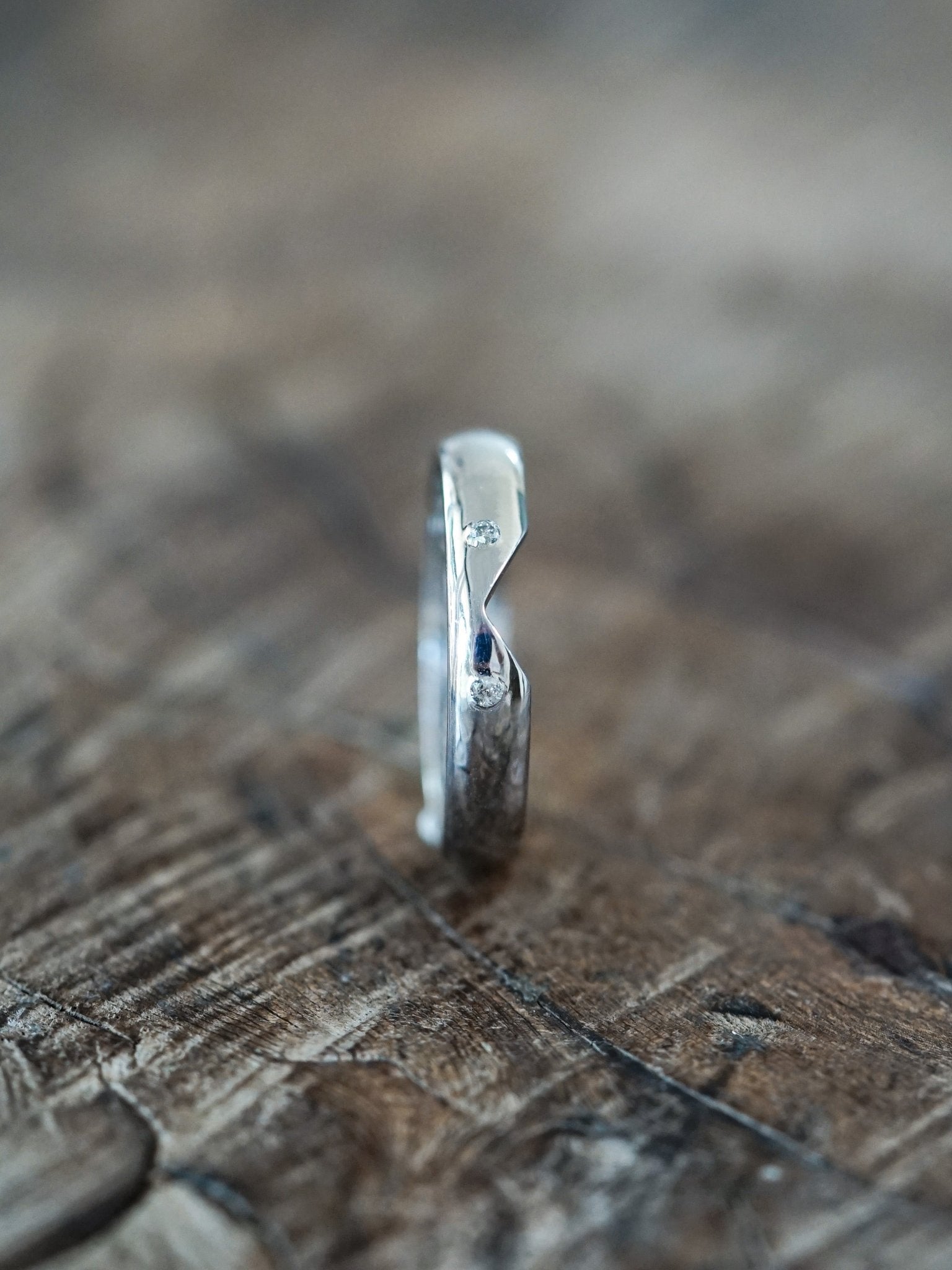 Custom Cut-out Wedding Ring in Gold - Gardens of the Sun | Ethical Jewelry