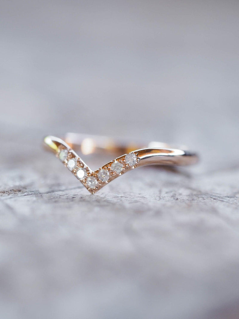 Custom V-shaped Nesting Band in Gold - Gardens of the Sun | Ethical Jewelry
