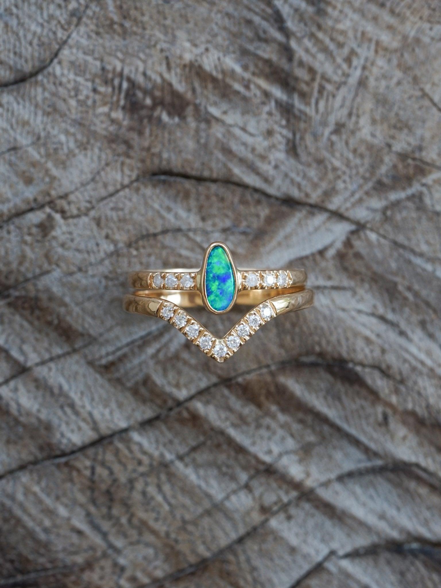 Custom V-shaped Nesting Band in Gold - Gardens of the Sun | Ethical Jewelry