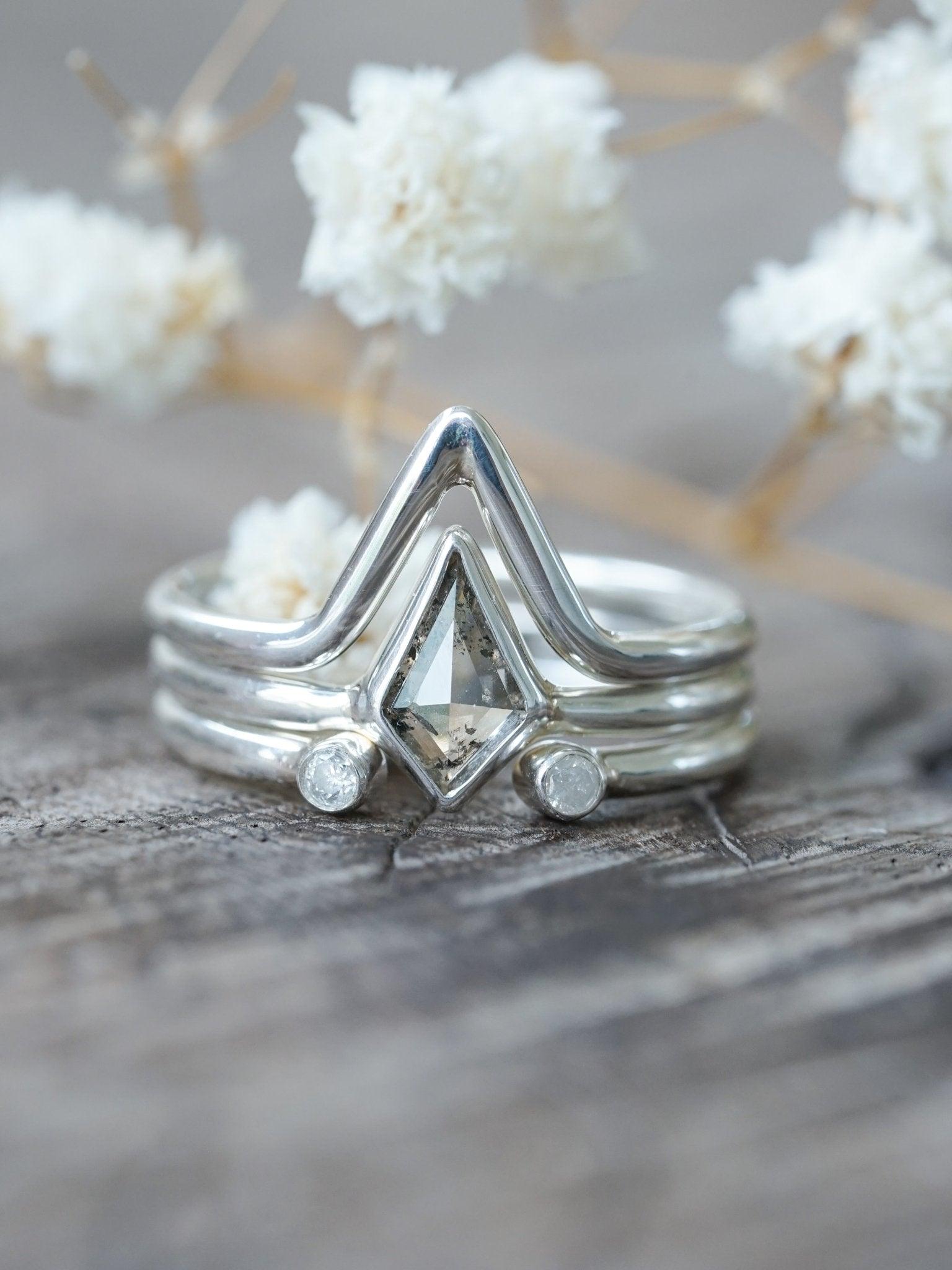 Custom V-shaped Nesting Ring in Gold - Gardens of the Sun | Ethical Jewelry