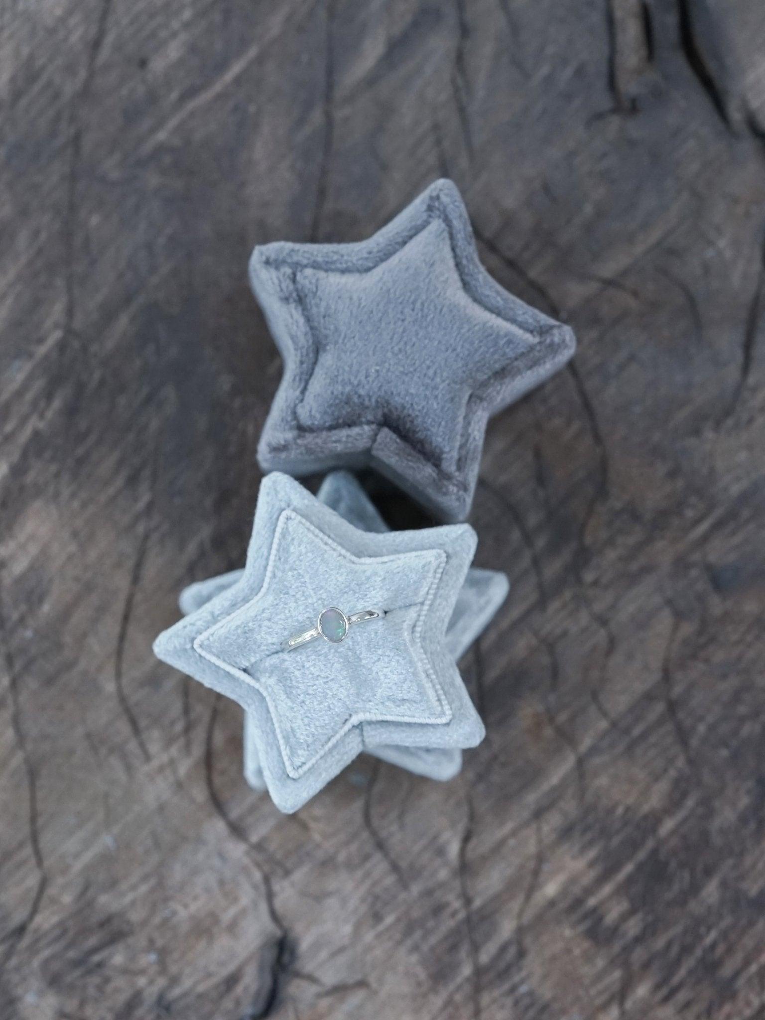 Velvet Star Ring Box - Gardens of the Sun | Ethical Jewelry